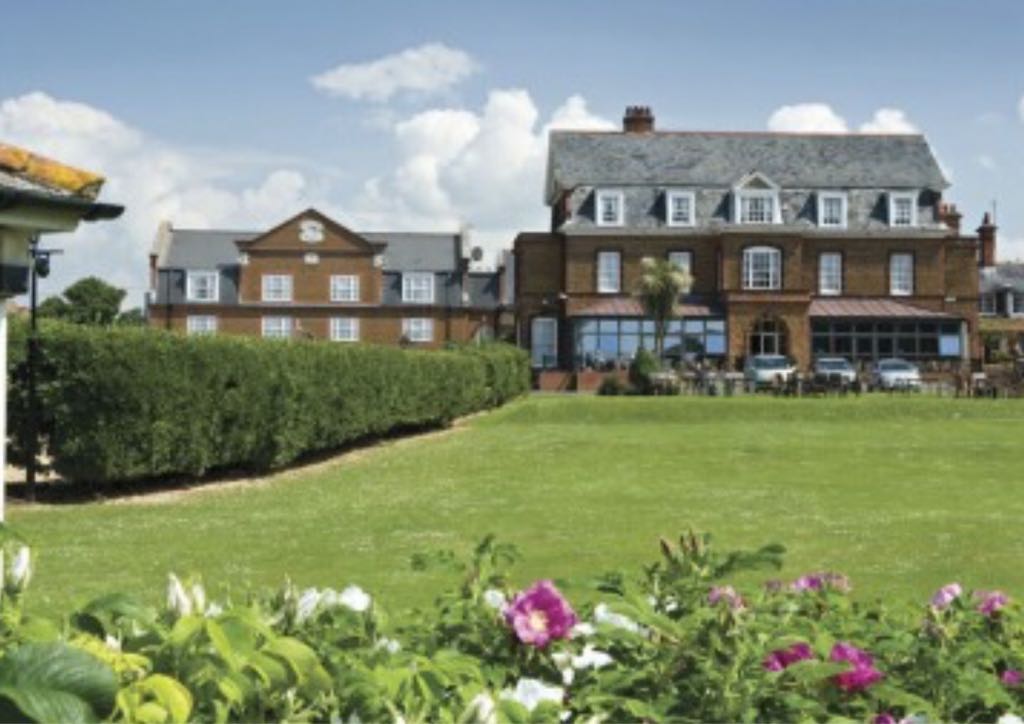 Best Western Le Strange Arms Hotel | Hunstanton, England | EV Station