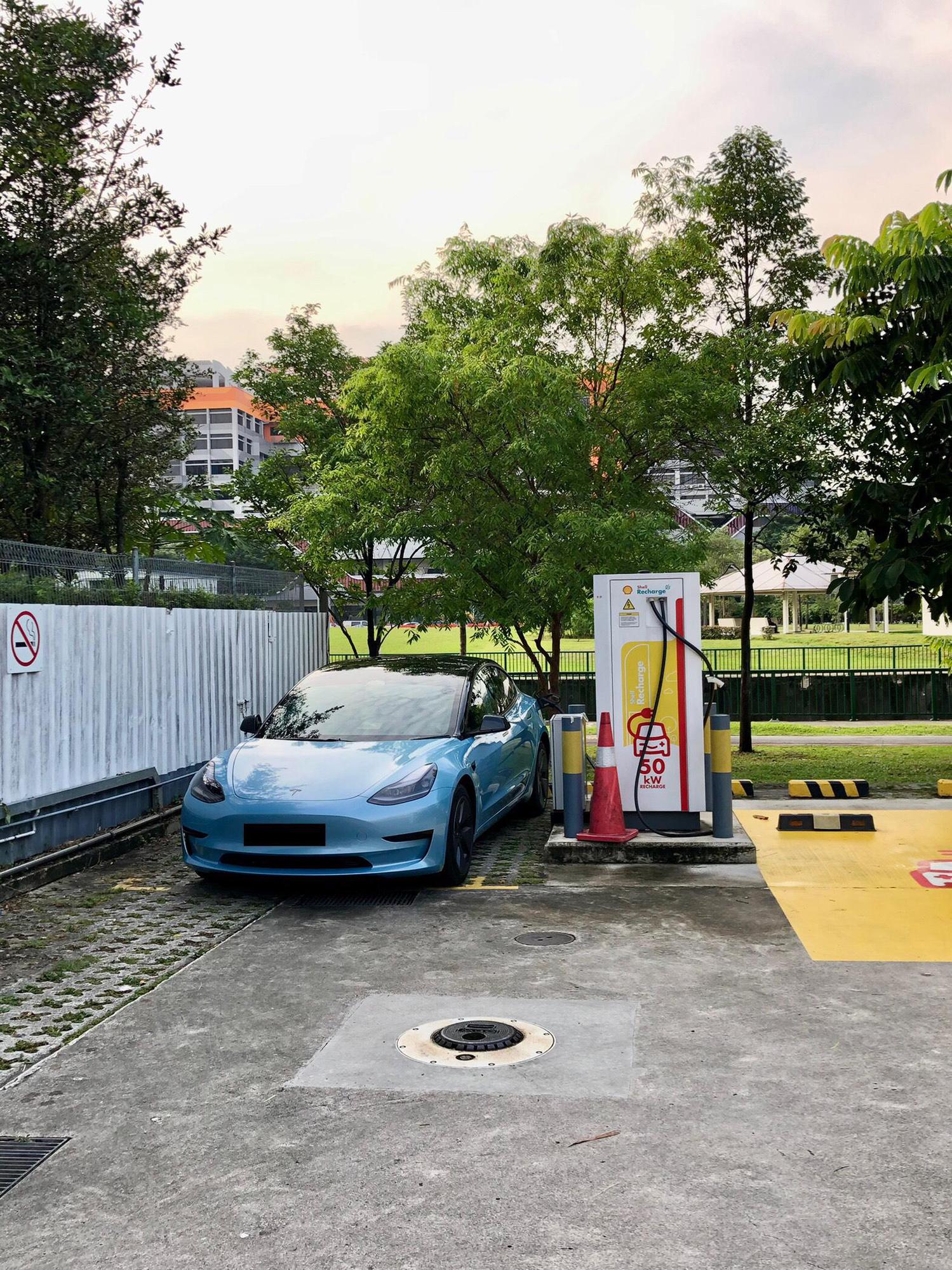Shell Paya Lebar MacP | 255 Paya Lebar Rd, Singapore 409037 | EV Station