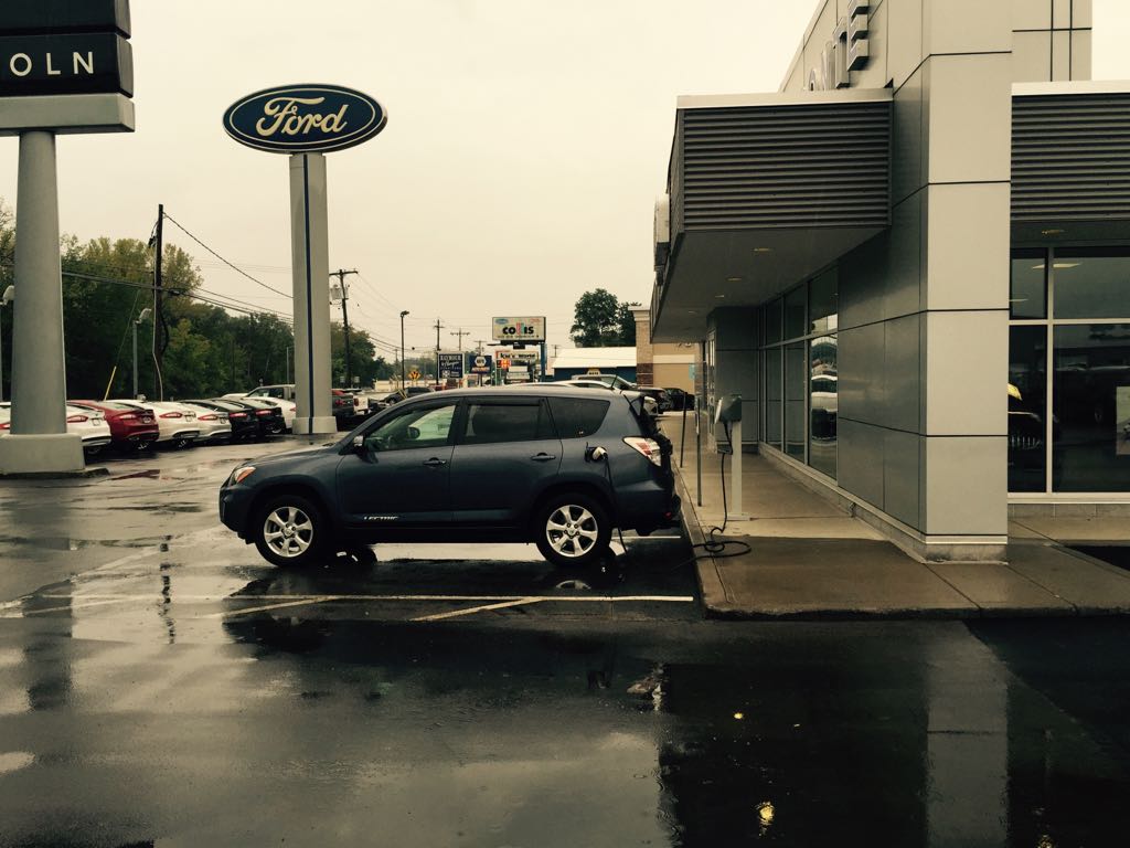 Steet Ponte Ford | Yorkville, NY | EV Station