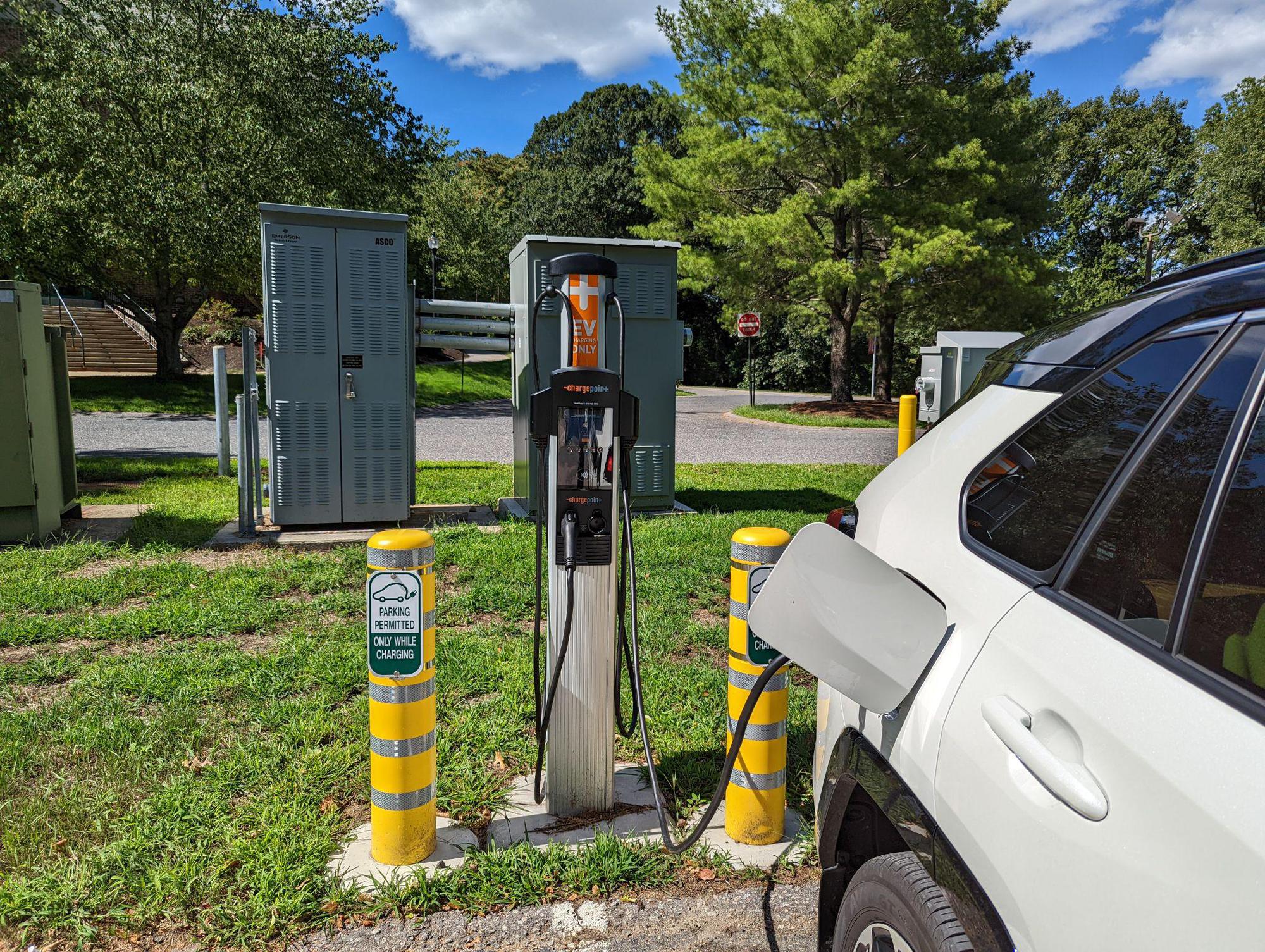 Mount Ida College - Dining Hall | Newton, MA | EV Station