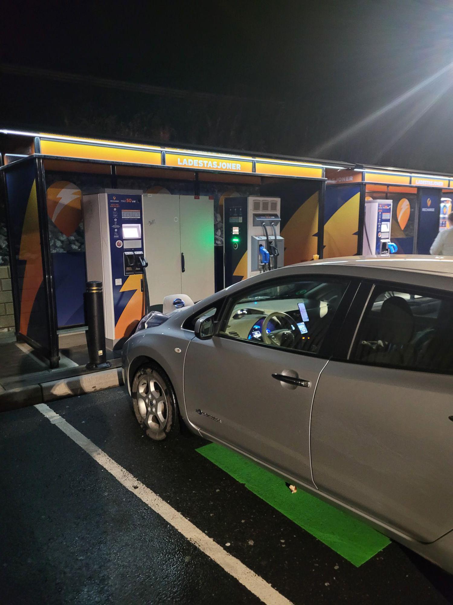 Shell Espa Bolleland | E6 320, 2338 Espa, Norway | EV Station