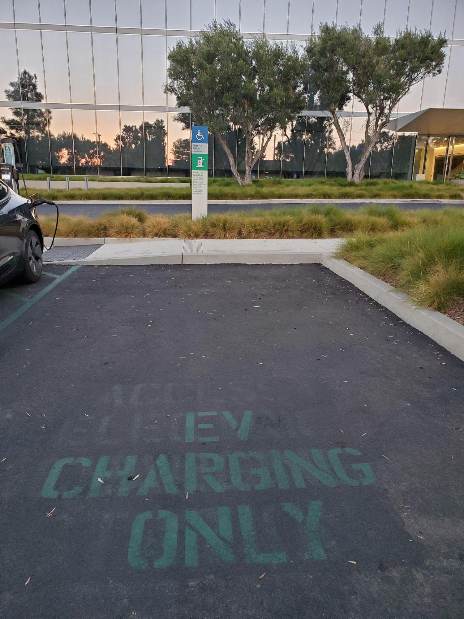 Spectrum Terrace 17400 | Irvine, CA | EV Station