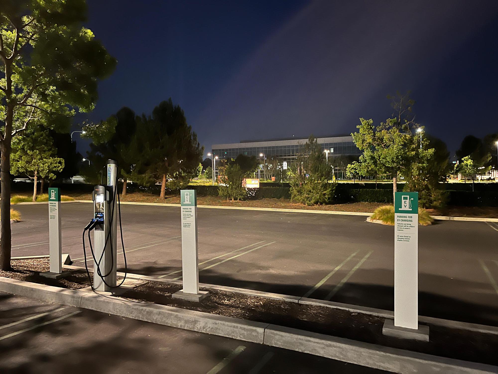 510 Technology Dr Building | Irvine, CA | EV Station