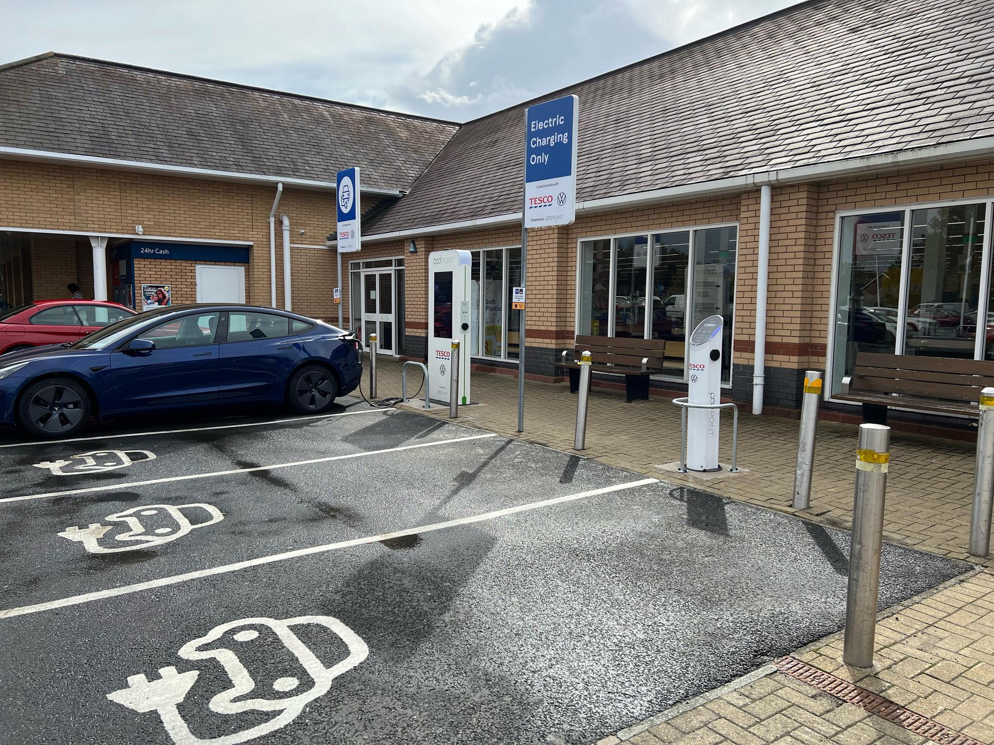 Tesco Superstore Basildon Langdon Hills | Langdon Hills, England | EV ...