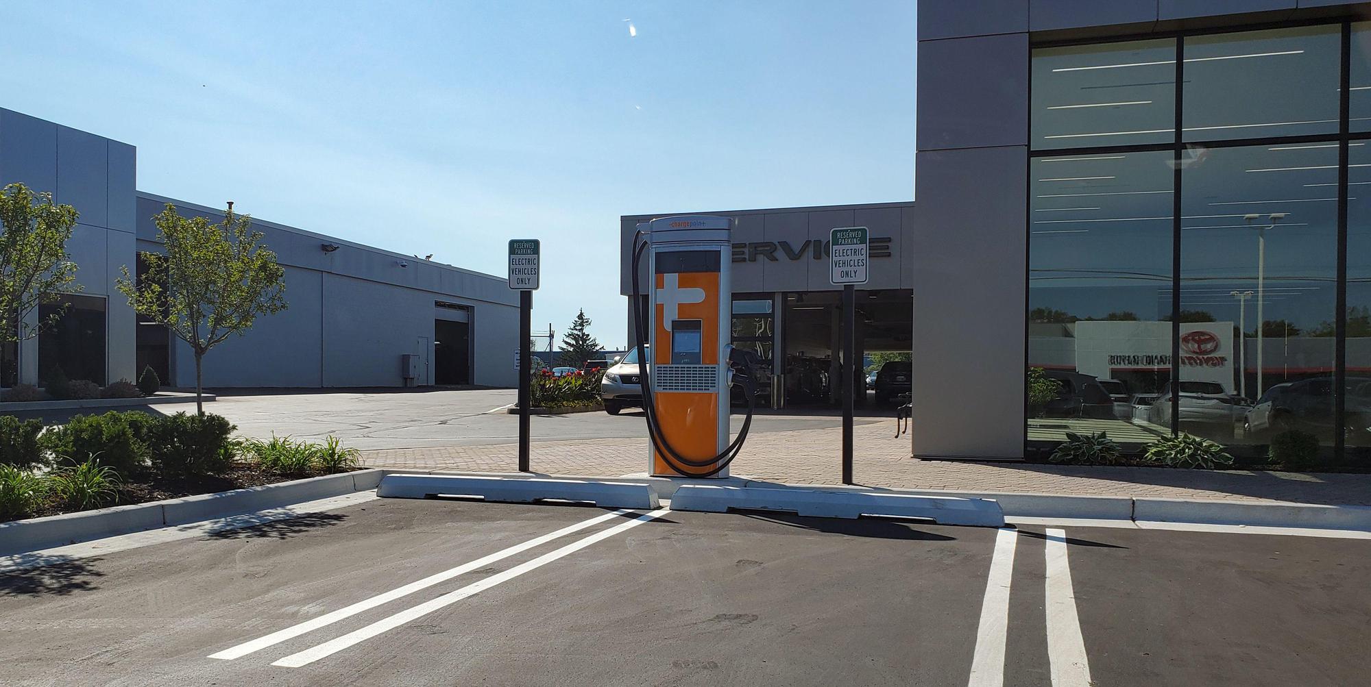 Harvey Lexus | Grand Rapids, MI | EV Station