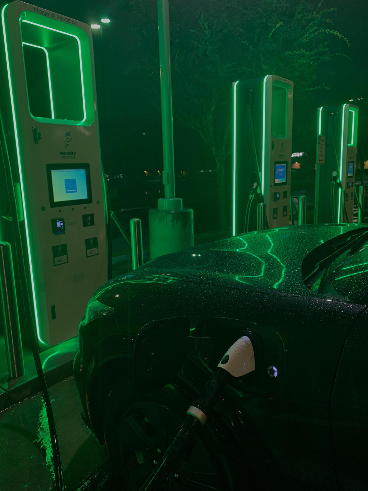 Amerige Heights Town Center - Target | Fullerton, CA | EV Station