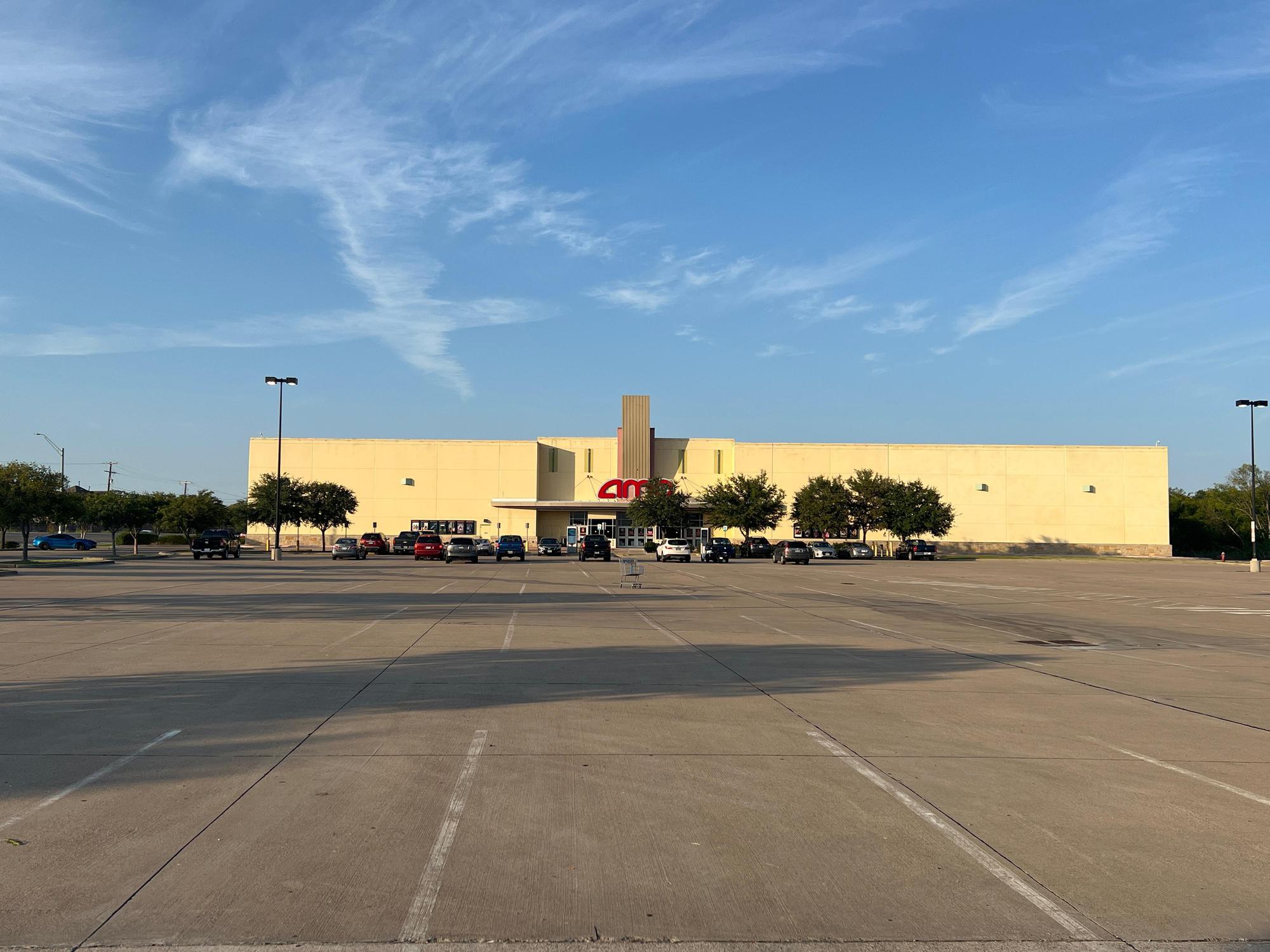 AMC CLASSIC Forney 12 | Forney, TX | EV Station