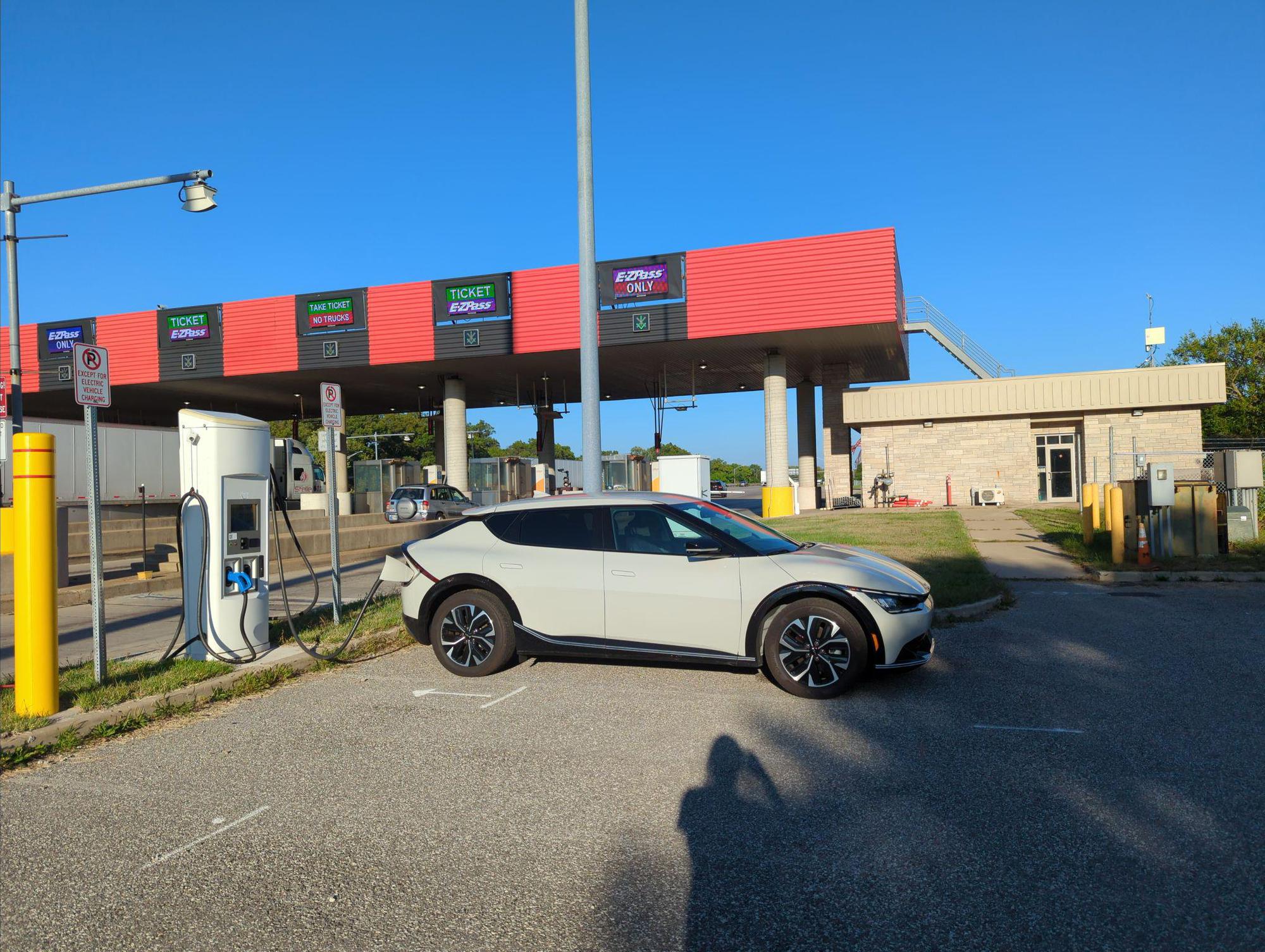 Eastbound I-90 Toll Plaza Portage | Portage, IN | EV Station