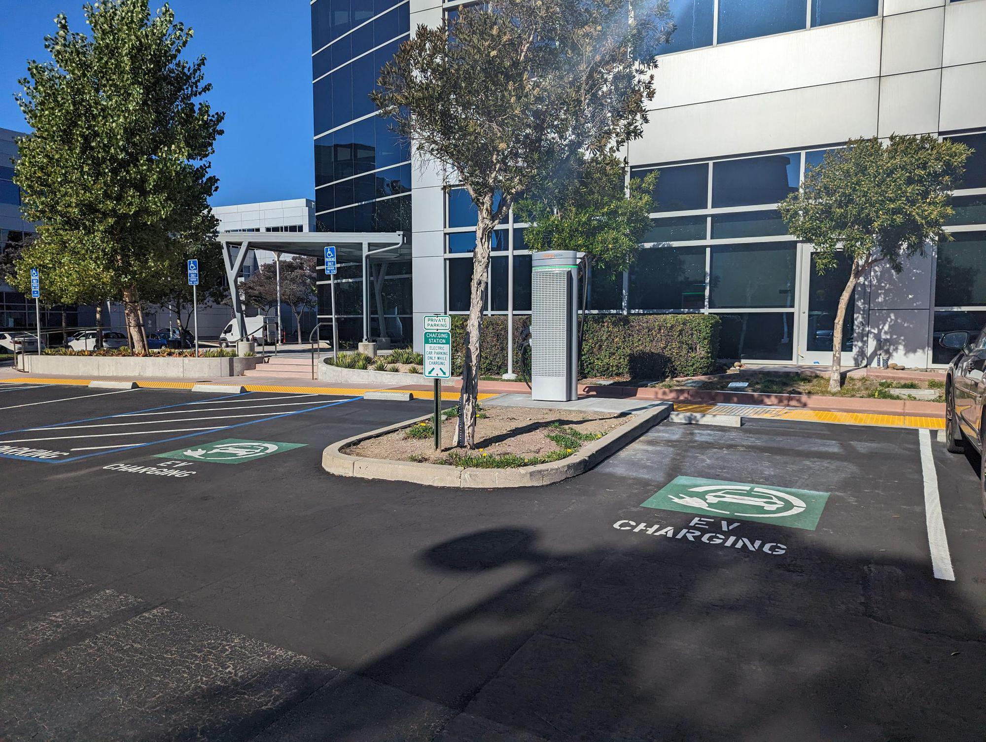 Google / SSF 1170 | South San Francisco, CA | EV Station