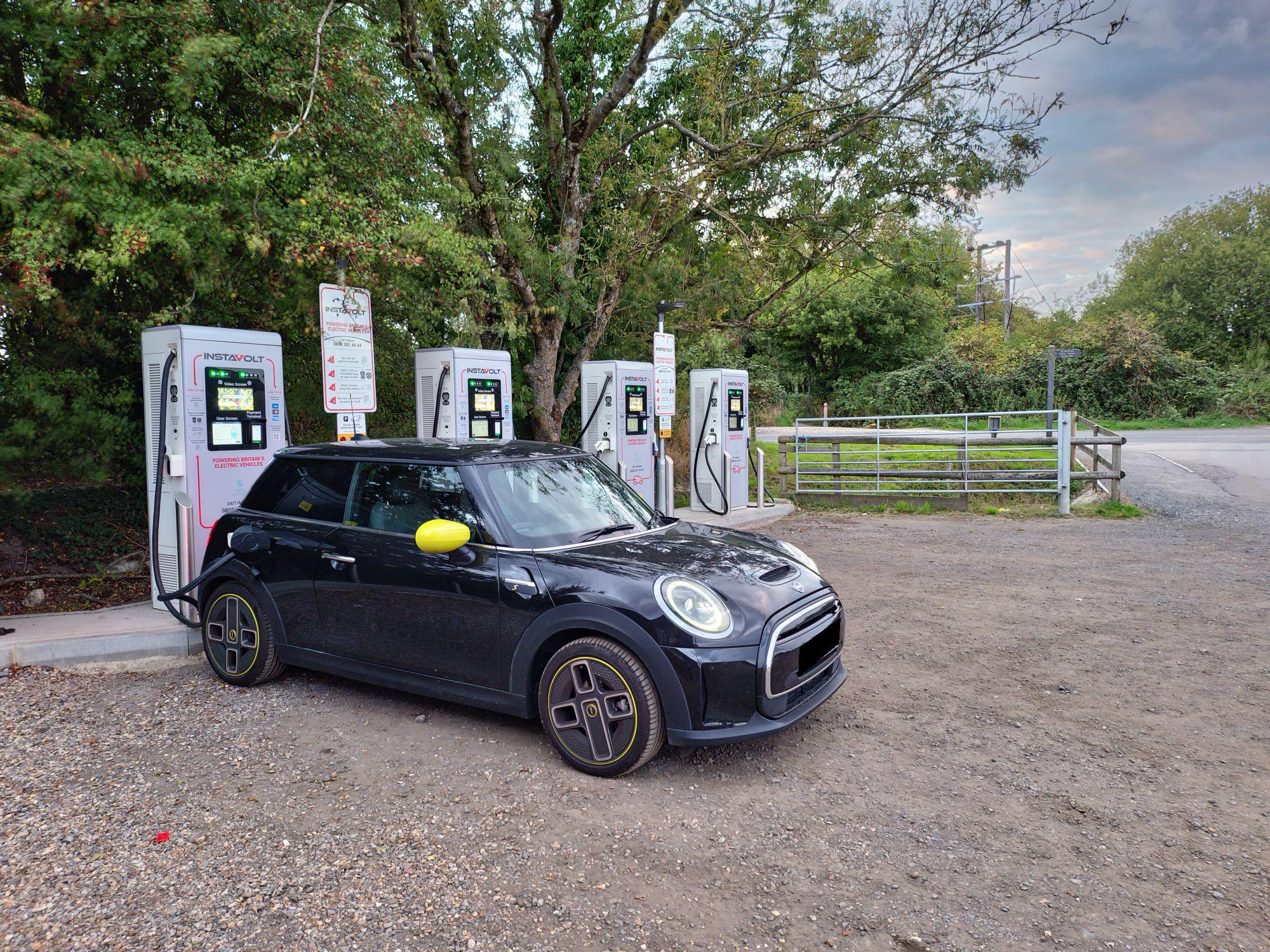 Three Trees Farm Shop & Cafe | Chiseldon, England | EV Station