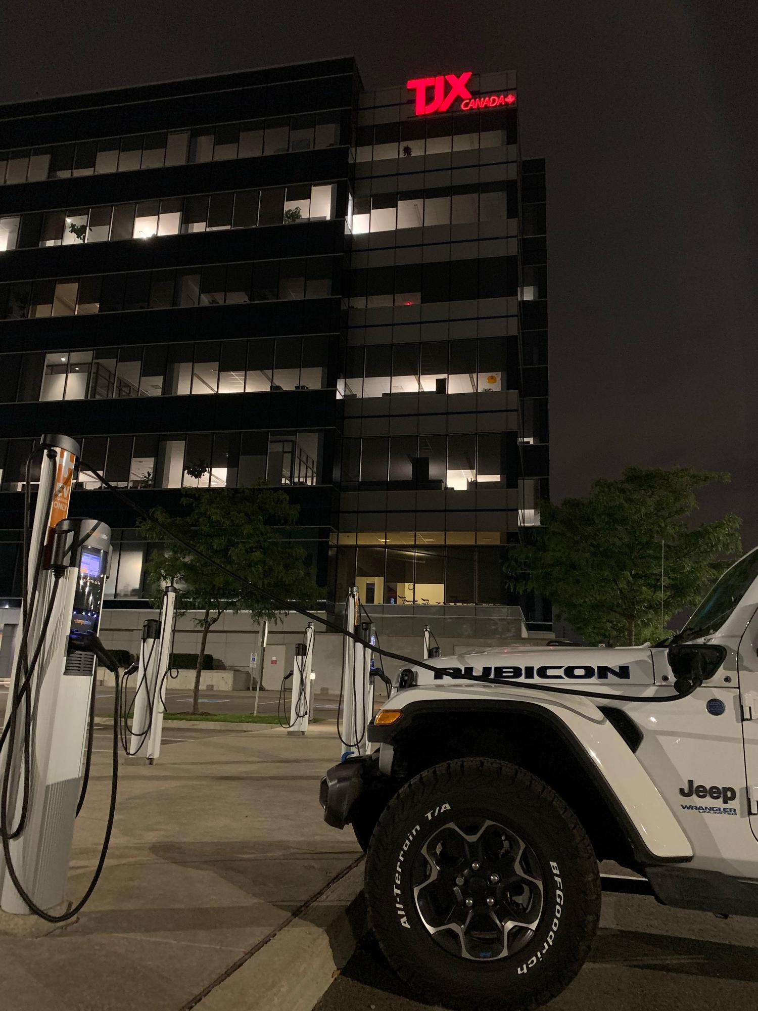 TJX Canada | Mississauga, ON | EV Station