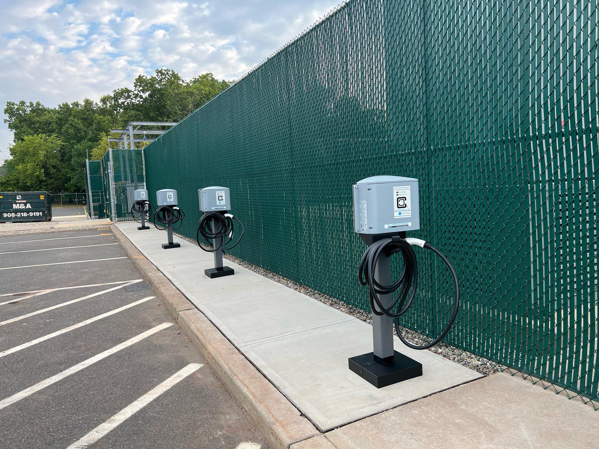 J&J Technology - West Parking Lot | Raritan, NJ | EV Station